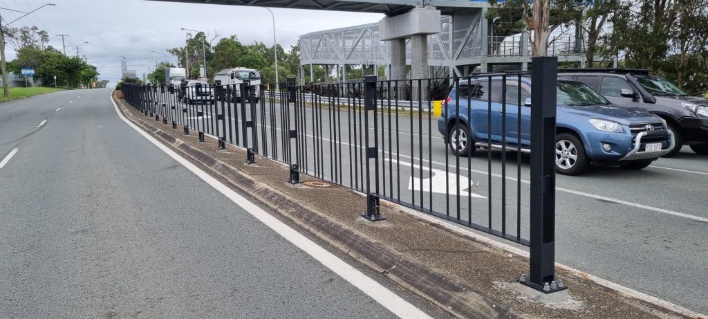 Street-Guard® TfNSW RMS Pedestrian Fencing | Guard-R Group